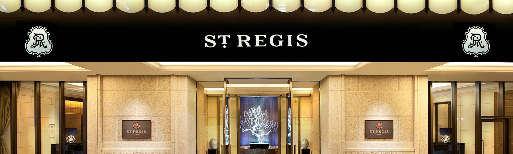 Contact & Location | The St. Regis Bar